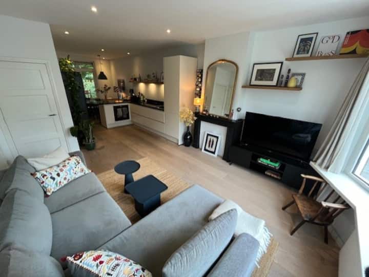 Renovated Two Bedroom Appartment - Amsterdam