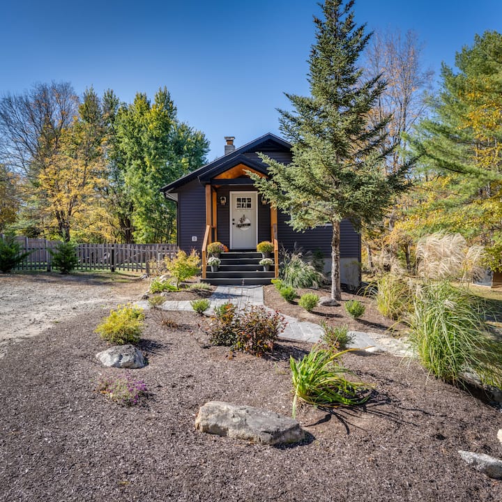 3br Cabin House W/ Backyard 5 Min To Wolfeboro - Wolfeboro, NH