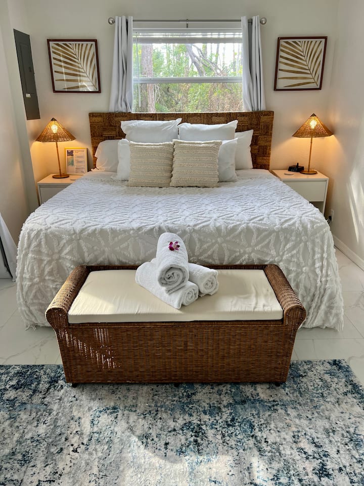 Quiet Island Get Away - Fishing, Relaxation & Fun - Sanibel Island, FL