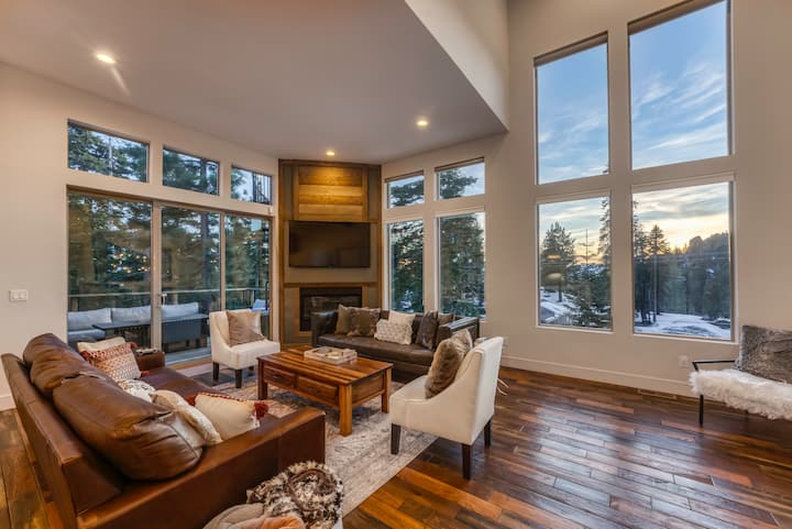 Near Beaches, Heavenly, & Skiing W/ Spa - Genoa, NV