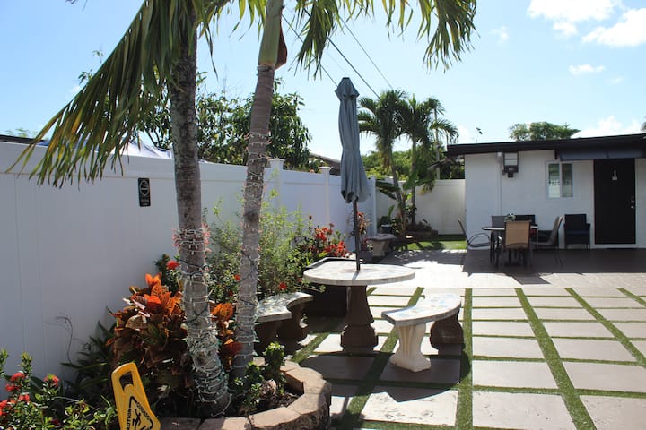 Private Bedroom & Bath Unit 1 - Hollywood, FL