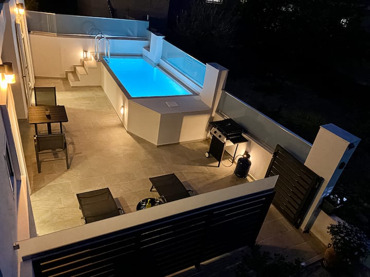 Comfy Apartment With Small Private Pool! - Kreta