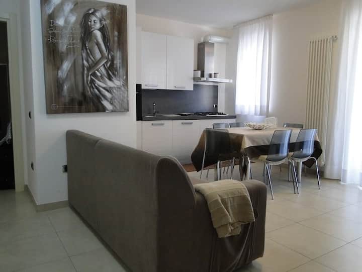 Bellissimo Appartamento In Centro A - Roseto degli Abruzzi