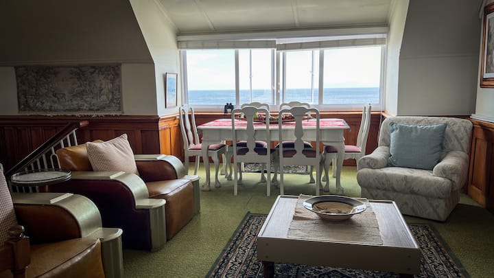 Home In Gansbaai - Family Friendly - Sleeps 8 - Gansbaai