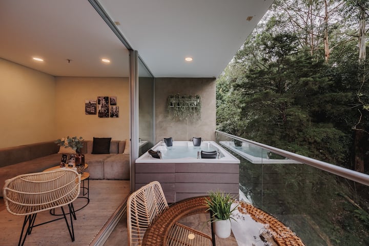 Ultralux 2br Apt In Poblado W/ac & Private Jacuzzi - Medellín