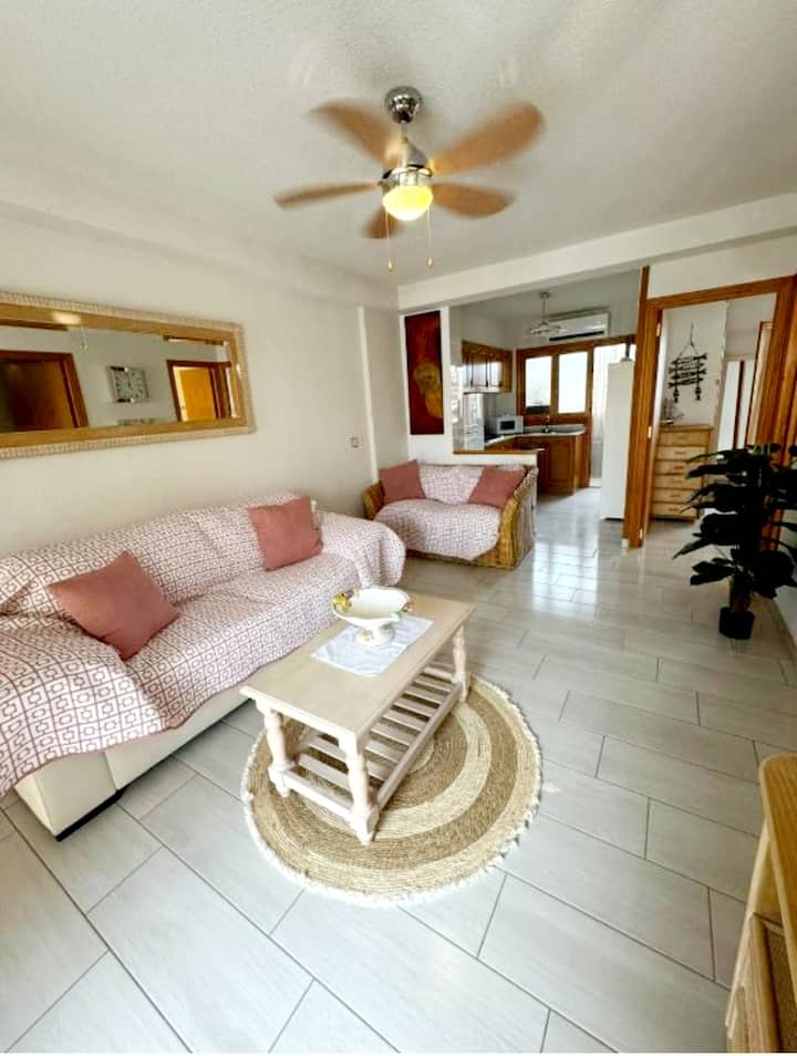 Casa Rosi - 5-10 Min Walk To La Zenia Beach, Shops - Playa Flamenca