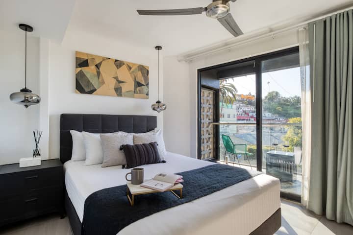 Cool Apt W/balcony | Fun Stay+rooftop W/fire Pit - Tijuana