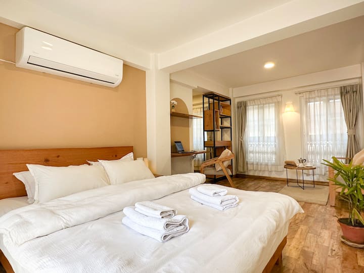 Khachhen Apartments With Balcony - Kathmandu