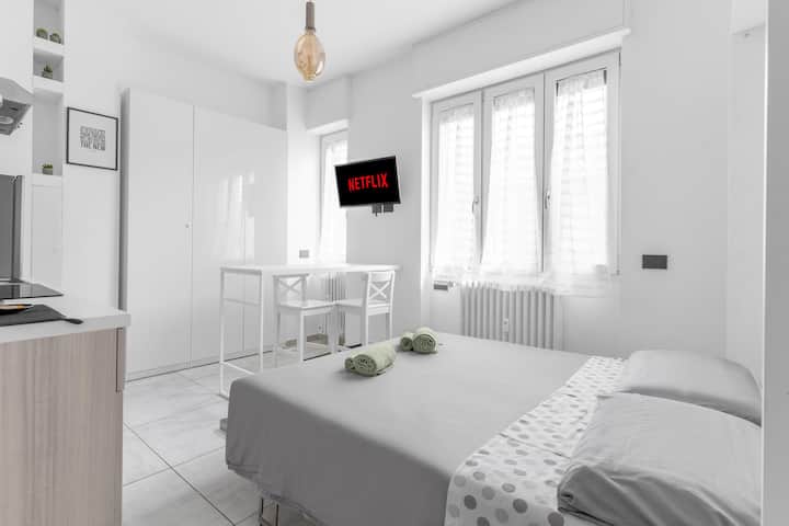 Metro M1 - Easy Stay - Wi-fi E Netflix - Milán