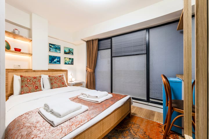 Modern Designed Hotel Room Close To The Bosphorus - Istanbul