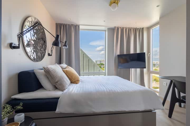 Rooftop Apartment With Balcony - 65 Sqm - Malmö