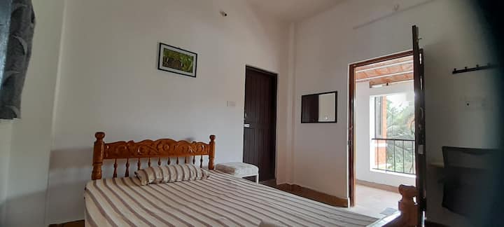Room Near Auroville Bakery - Pondicherry