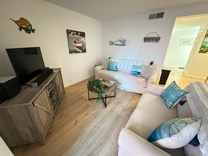 Marine Cottage, Bermudabay Beach - St. Petersburg, FL