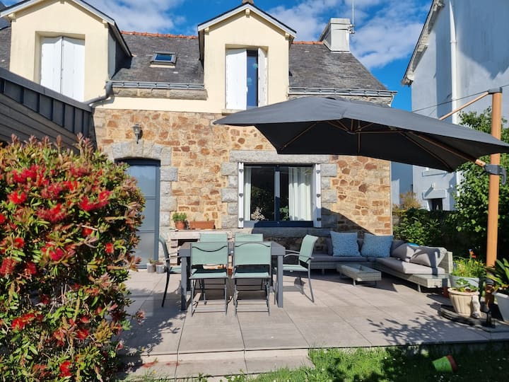 Charmante Maison En Pierres - Auray