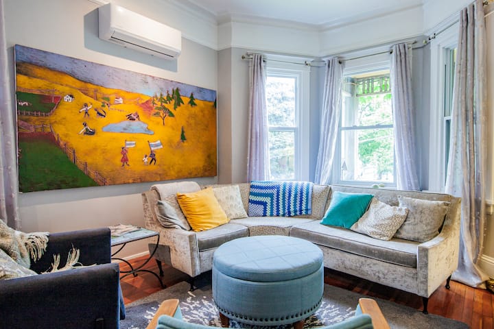 Large And Lovely 2-level Suite Northend Halifax - Halifax, NS, Canadá