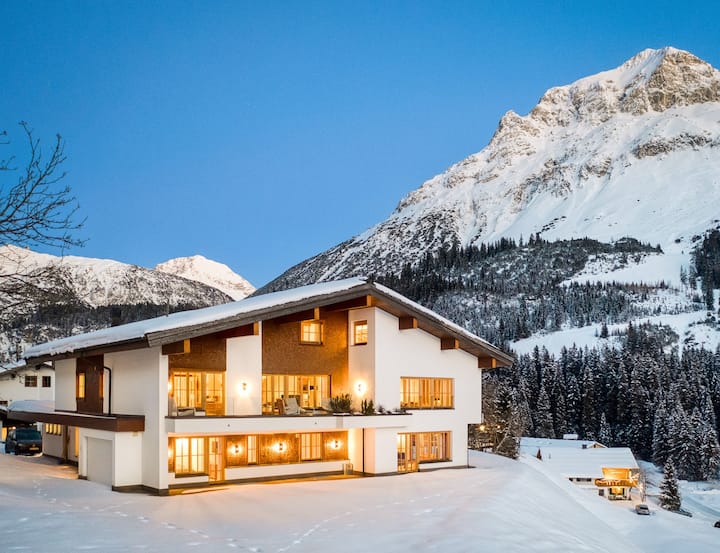 Chalet Lilly With Ski In - Ski Out - Lech