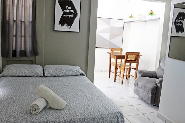 Homeliz, La Pyramide Apartment, Apto.# 1 - Managua