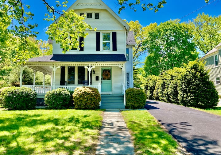 Charming Historic Owl House In Old Wethersfield - Hartford, CT