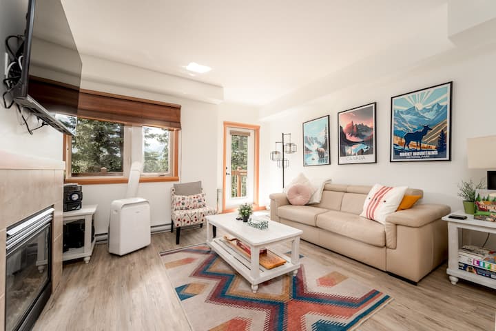 Hot Tub+pool+gym+20 Min To Banff - Canmore