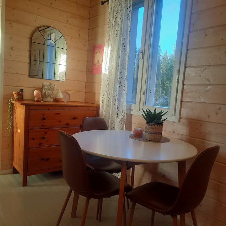 Lovely Brand New Little Cottage In The Countryside - 