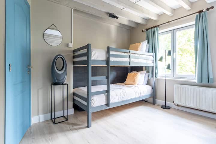 Room For 4 People Center Brugge - Bruges