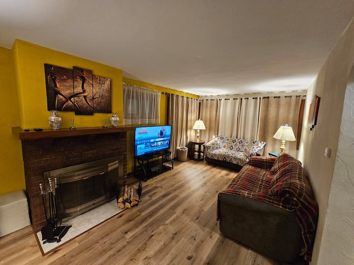 Cozy, Brewers Baseball Stadium Walk Distance - 밀워키