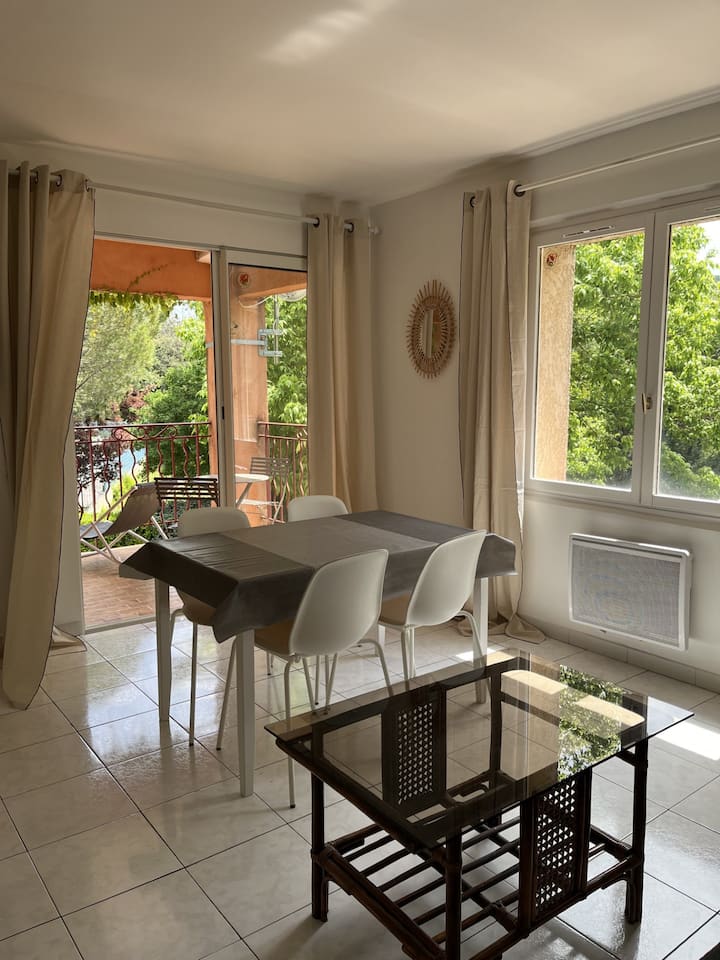 Appartement Calme, Terrasse Et Proche Des Thermes - Gréoux-les-Bains