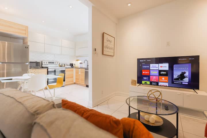 Beautiful 2br Charm | Mont-royal | Downtown - Montreal