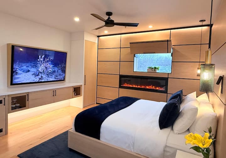 Cribs On Main Hotel - Suite 8 - Picton