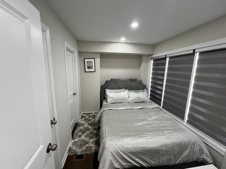 Bright, Secluded And Modern. - Bolton