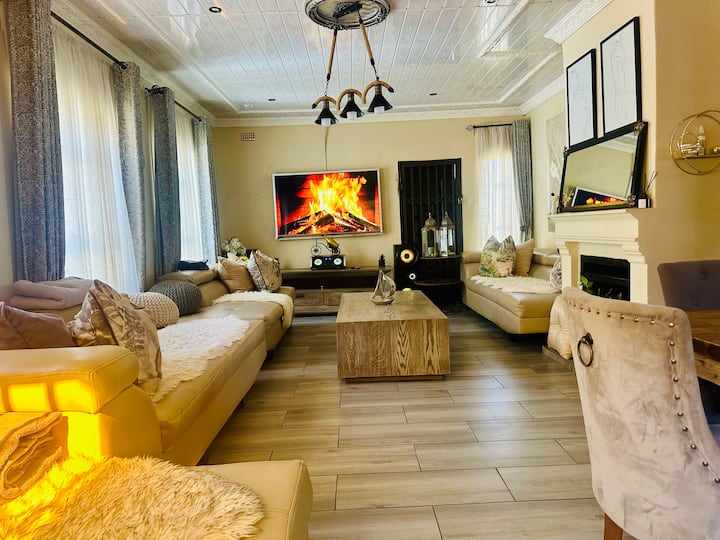 Terry’s Private & Cozy Holiday Home. - Harare