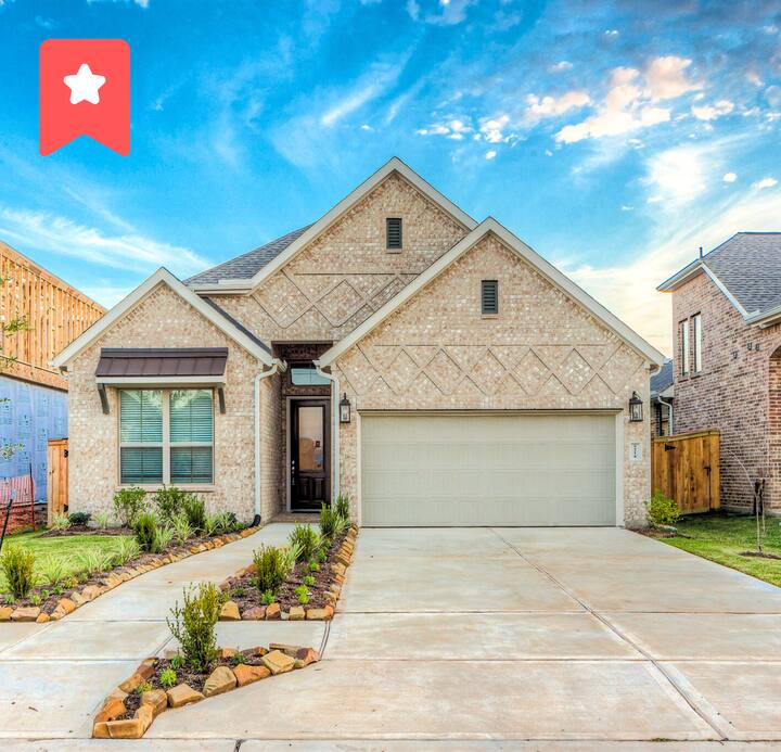 3b Sienna Sanctuary | For Fam/corp Reloc. E#40860 - Sienna