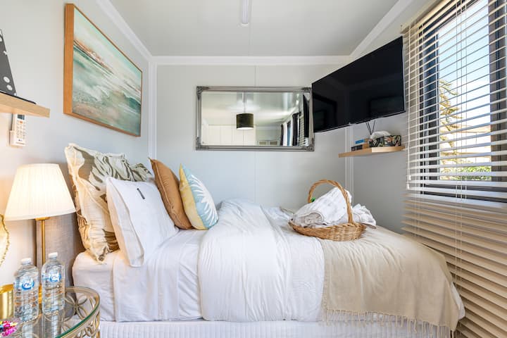 Beach Serenity 1 - Sydney