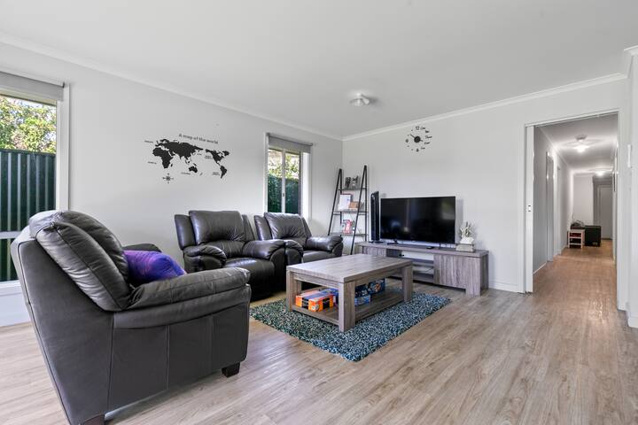 3bedroom Modern Home In Mt Barker, 8km To Hahndorf - Mount Barker