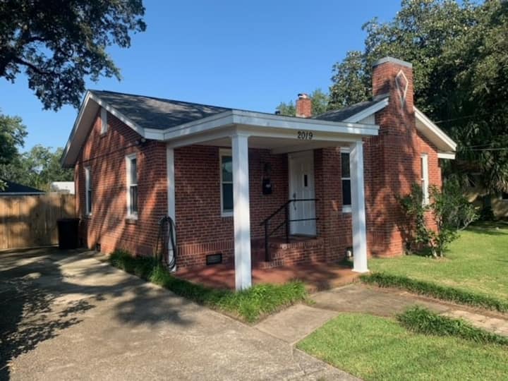 Cottage On 12th Avenue - Pensacola, FL