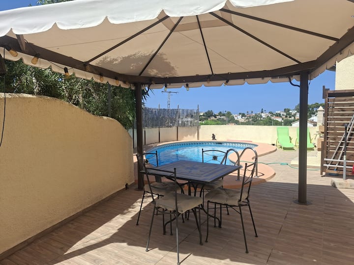 Villa Avec Piscine Privée à El Montgó, Denia - Denia
