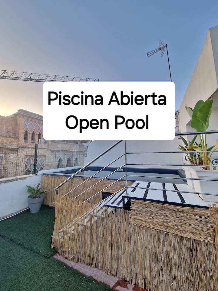 Estudio Apartahotel Doña Lola - Seville