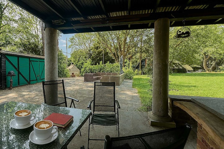 2 Br Barn Apt •2 Acre Gdn • Big Gated Free Parking - Bromley