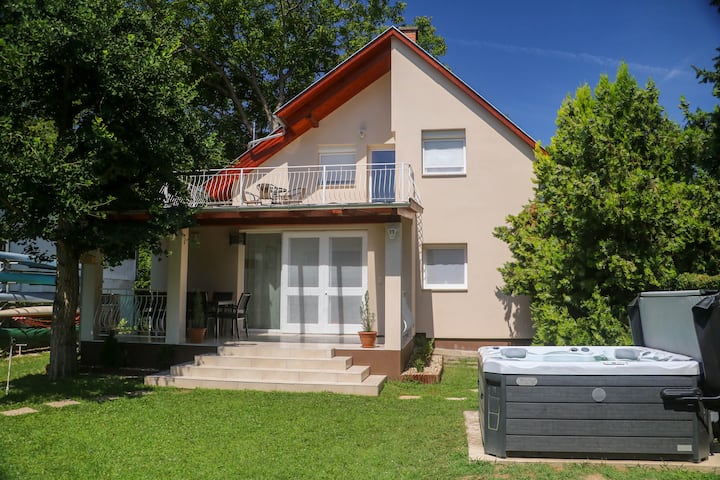 Sólyomfészek Vendégház - Visegrád