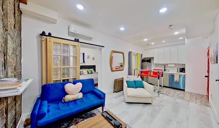 30bk Private 1br Yard 10min Nyc Walk To Bar Eat - Manhattan, NY
