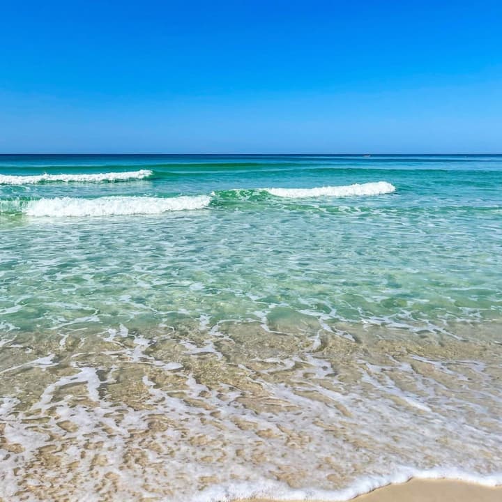 Family Fun! Pickleball-4 Pools-hot Tub-minigolf - Panama City Beach, FL