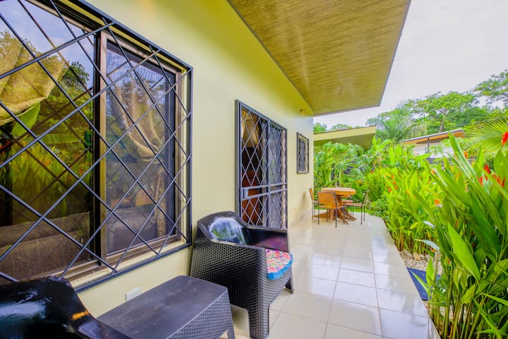 Casa Plumeria- Family Friendly 2 Bed 2 Bath House. - Nosara