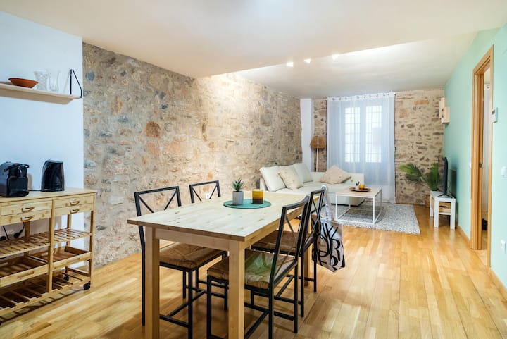 Holiday Apartment In Girona - Girona