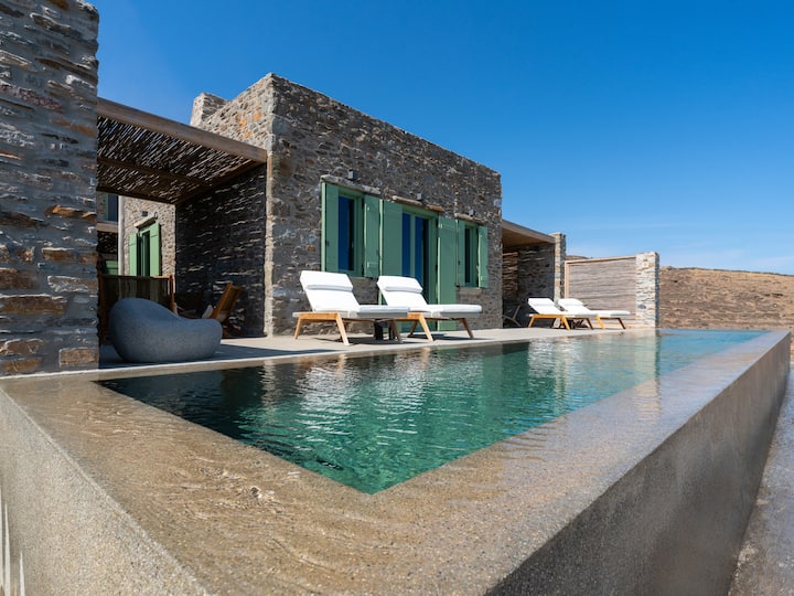 Spacious 3 Bdr Luxury Villa With Infinity Pool - Китнос