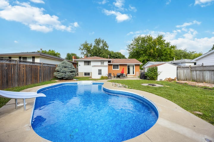 The Hanna Home- Inground Pool - Sarnia