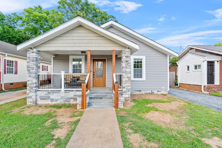 Family & Pet Friendly Bungalow|downtown Greenville - Greenville, SC