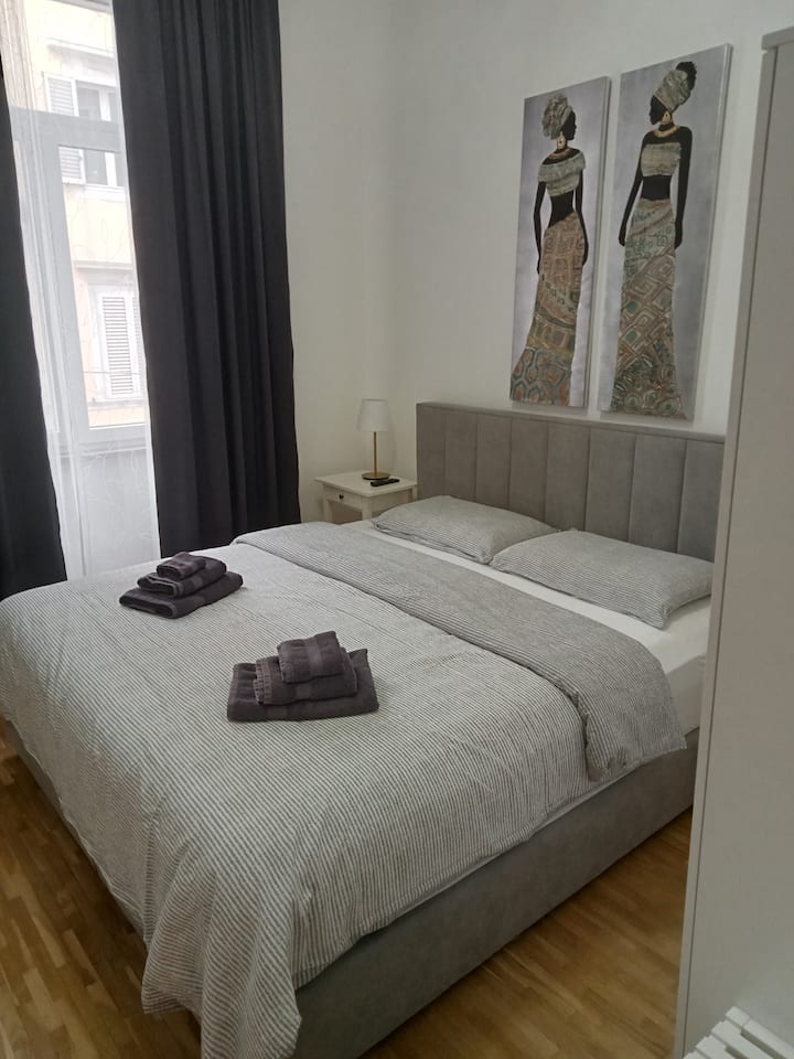 Fenix Rooms,stanza Con Bagno Privato Esterno - Trieste