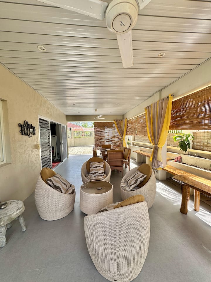 Private Family-villa In Moalboal. Nere The Ocean. - Moalboal