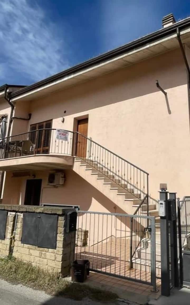 Casa Molto Spaziosa A Vasto - Vasto