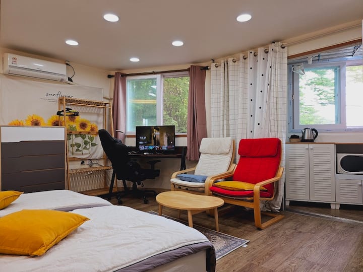 숲을 품은 조용한 집/Studio, 장기 숙박 40%할인, 삼성전자, 병점역, 세마역 Ab - Osan-si